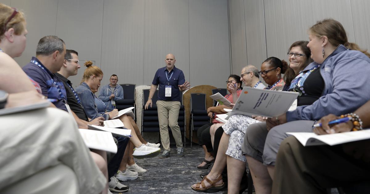 Boosting students’ civic skills through classroom discussion | American ...